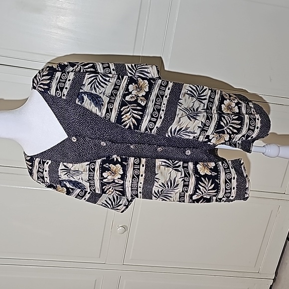 Koret | Tops | Vintage Koret City Blues Hawaiian Top Button Up Blue ...